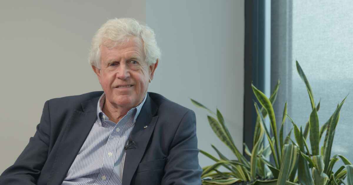 Tony Howarth AO - Viburnum Funds | Content Hub